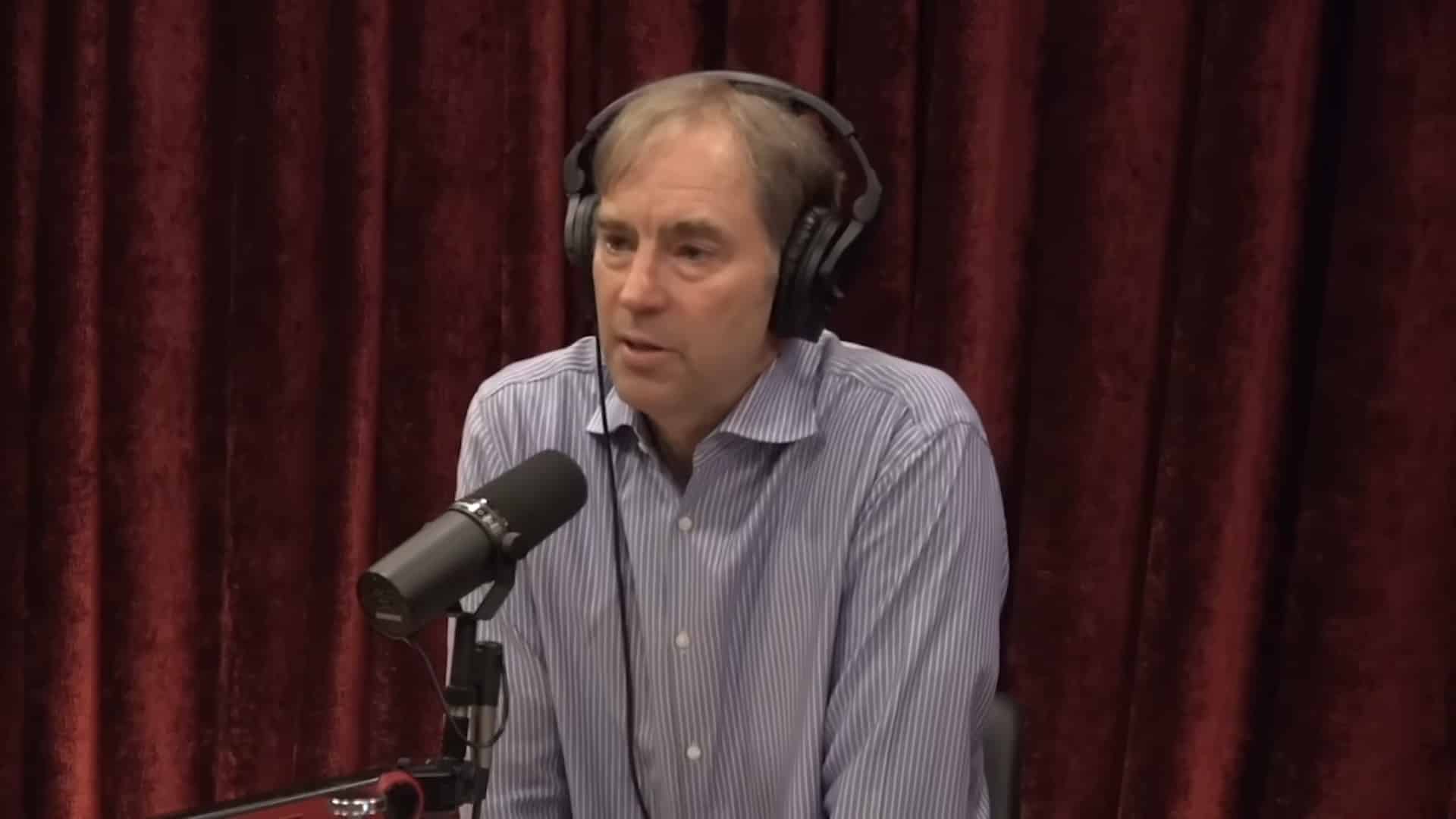 US-Podcaster Joe Rogan spricht über Glauben, Drogen und Intelligent Design