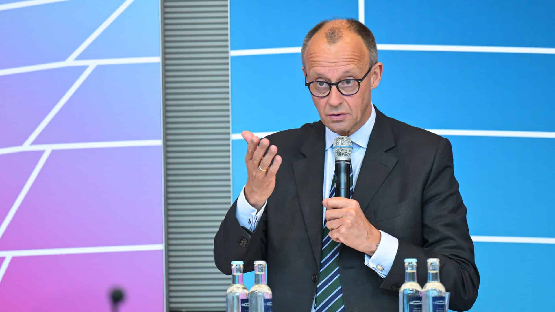 Die Union und die Kirchen: Ein Schritt vor, zwei zurück